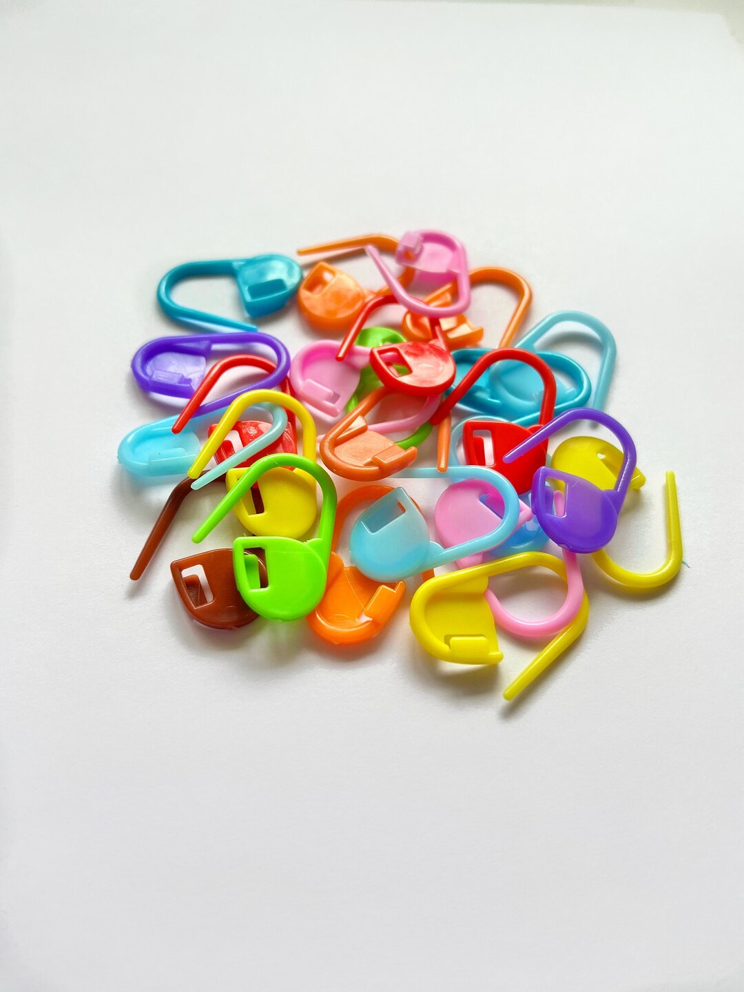 Plastic Stitch Marker, Random Colours, Locking Stitch Markers, Crochet ...