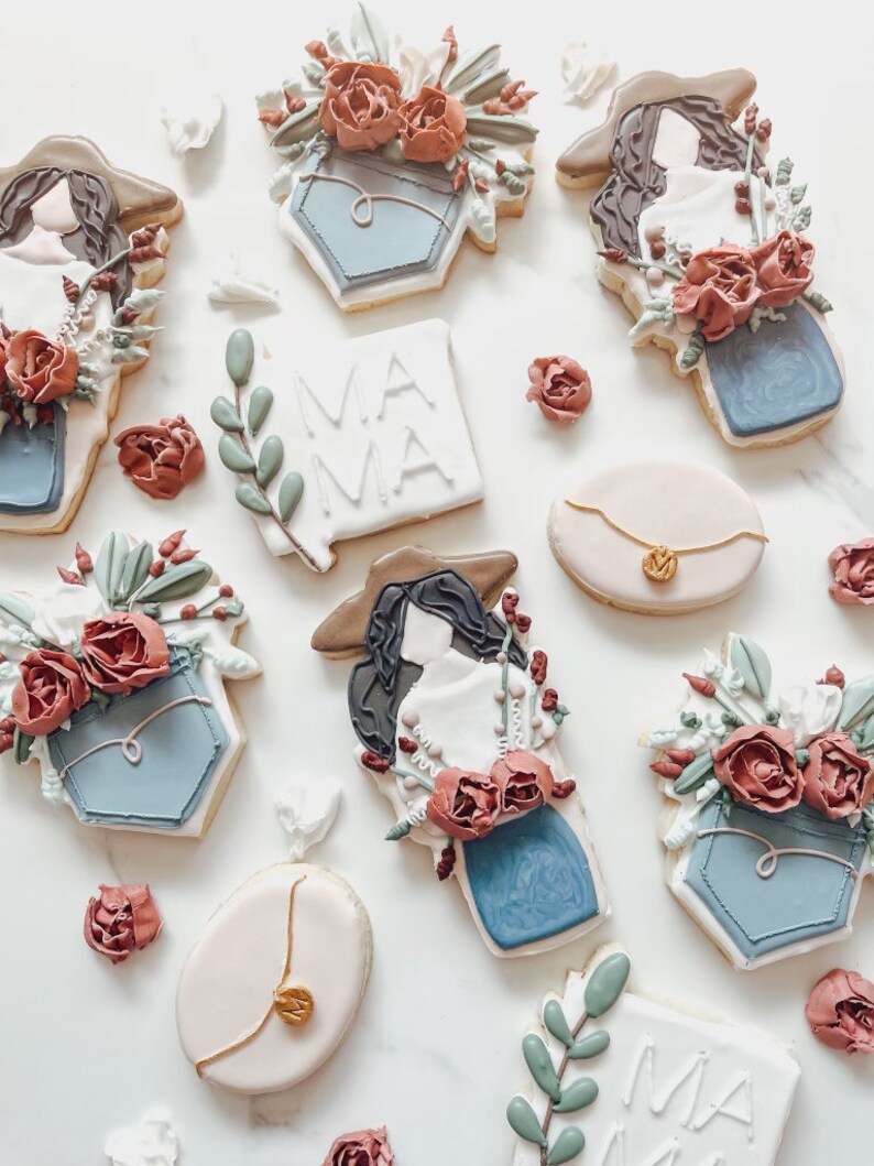 Custom Floral Letter Sugar Cookies - Etsy