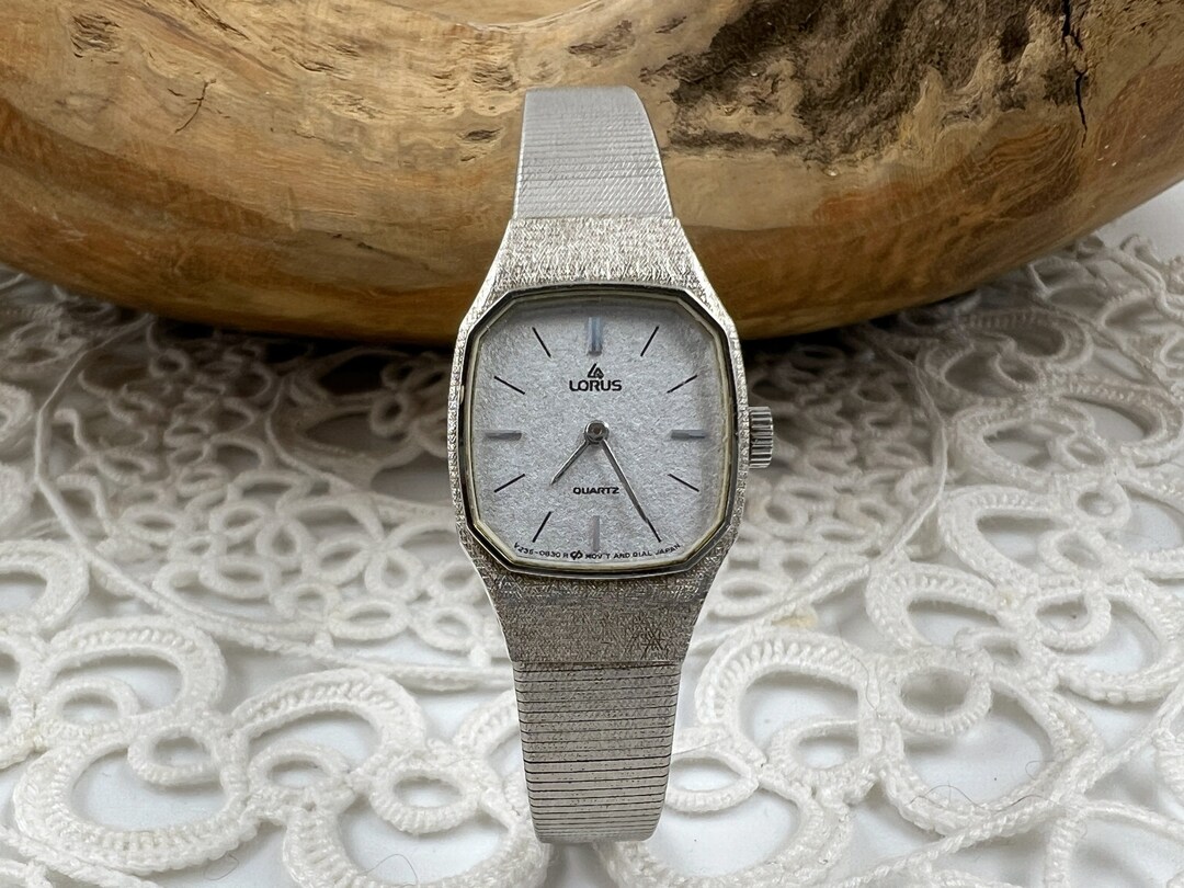 1980s Lorus Octagonal Face Quartz Ladies Wrist Watch Adjustable ...