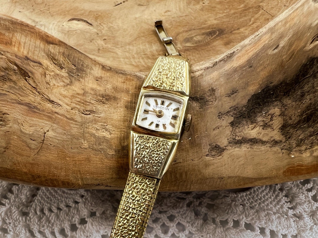 1930s Tiny Unicorn 17 Jewels Rolled Gold Watch Wind up Mechanical Swiss ...