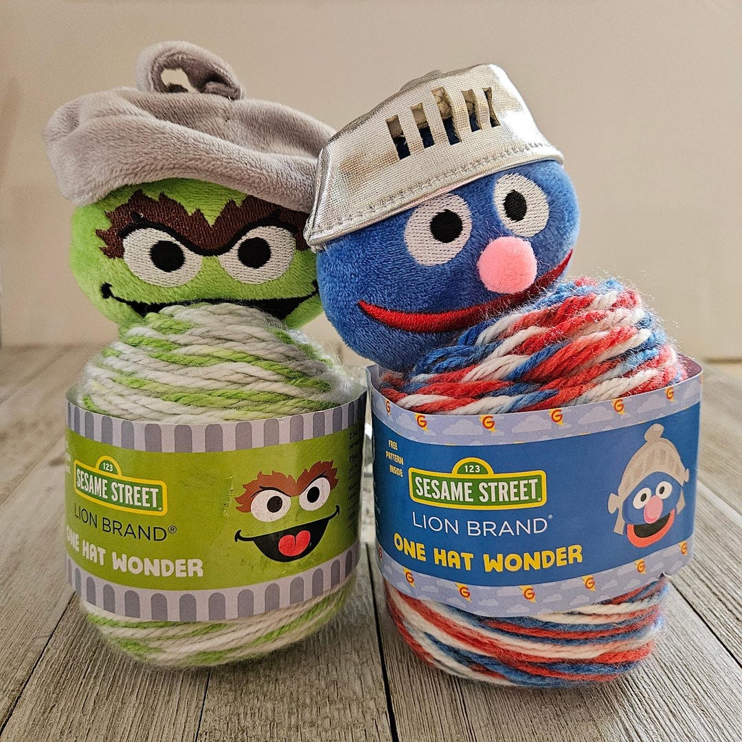 Oscar the Grouch & Super Grover Sesame Street One Hat Wonder Knit or ...