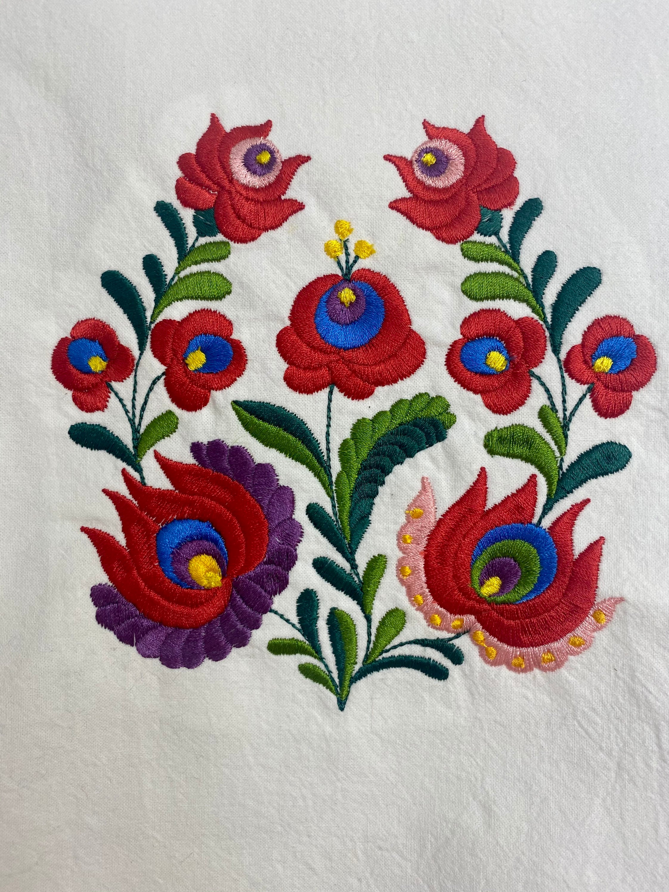 Hungarian Embroidery - Matyo Flower Bouqet, Matyó Virágcsokor - Etsy