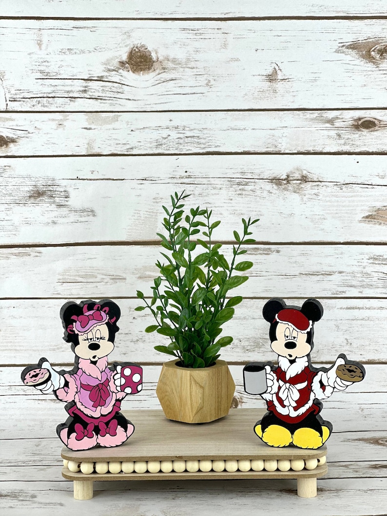 Disney Inspired Tired Mom & Dad Mickey and Minnie, Mickey Decor, Minnie ...
