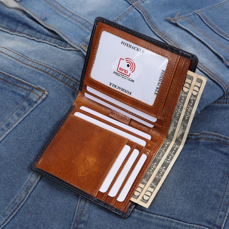 Slim Bifold Leather Wallet for Men With Secret Hidden Pocket, Dedicated ...