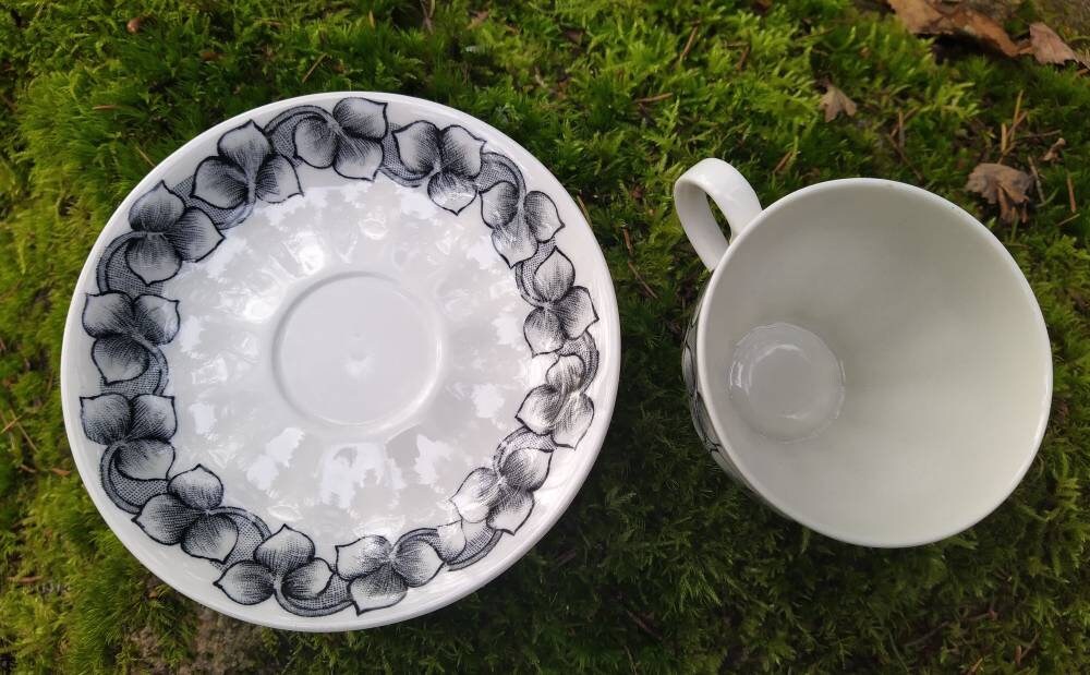 Arabia Rinki Coffee Cup and Saucer Esteri Tomula Arabia - Etsy