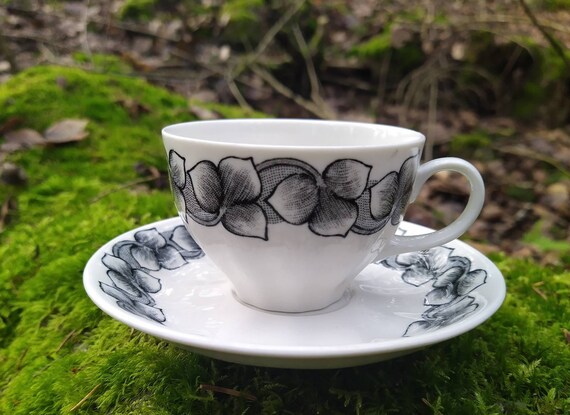 Arabia Rinki Coffee Cup and Saucer Esteri Tomula Arabia - Etsy