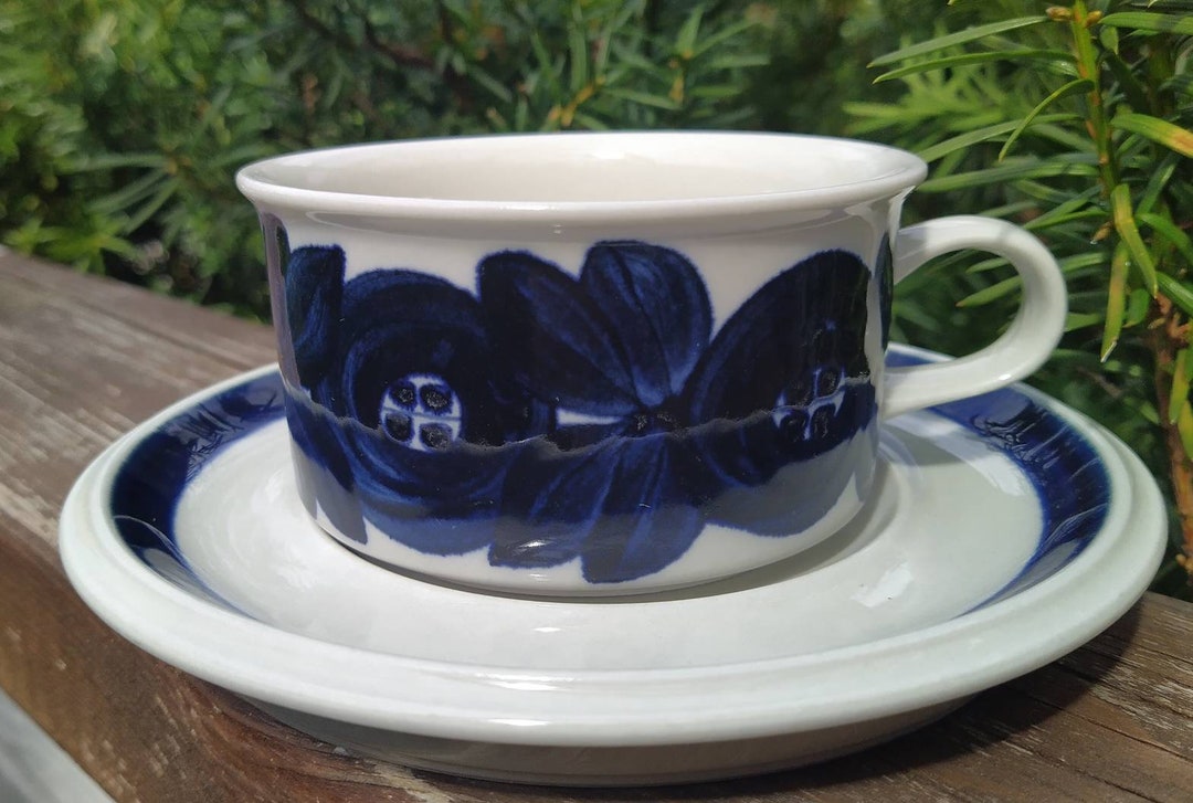 Arabia Anemone Teetasse mit Untertasse Ulla Procope Arabia Finland ...
