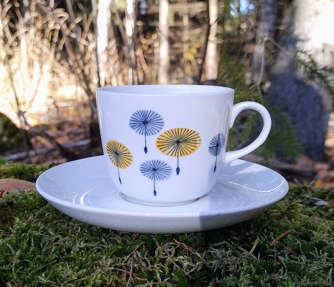 Arabia Rare Hattara Coffee Cup and Saucer Esteri Tomula Arabia Finland ...