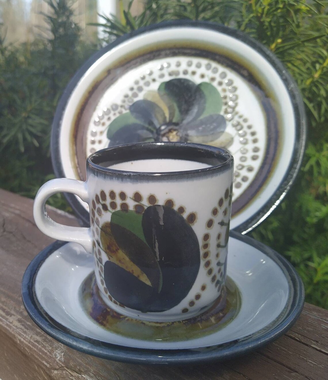 Pentik Lapland Sara Cup and Saucer and Side Plate Anja Winquist Arabia ...