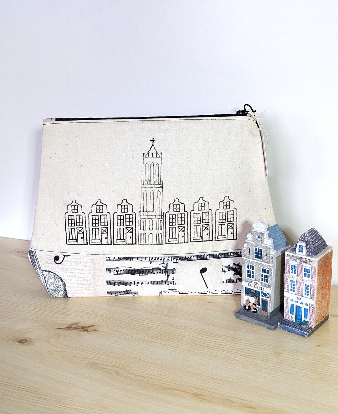 Zipper Pouch, Musical Notes Pattern, Handprint Pouch, Pouch DOM Utrecht ...