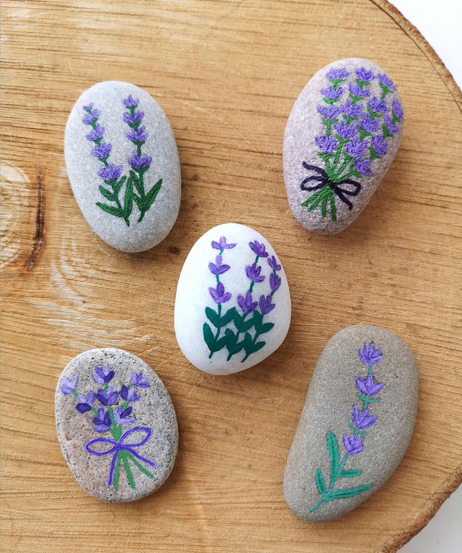 Painted Stones, Painted Lavender Stones, Painted Flower Stones, Painted ...