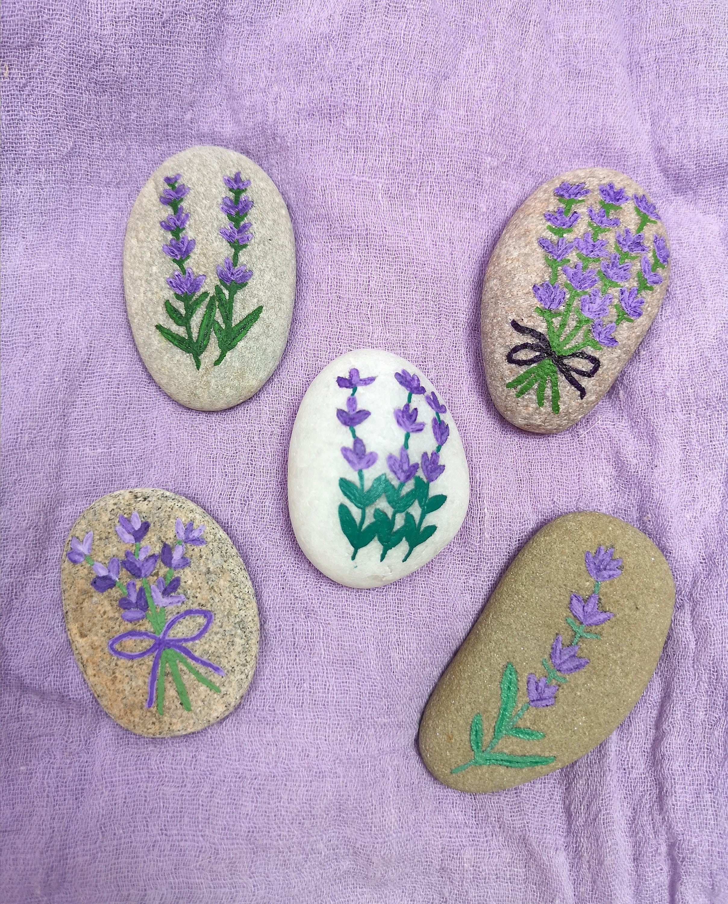 Painted Stones, Painted Lavender Stones, Painted Flower Stones, Painted ...
