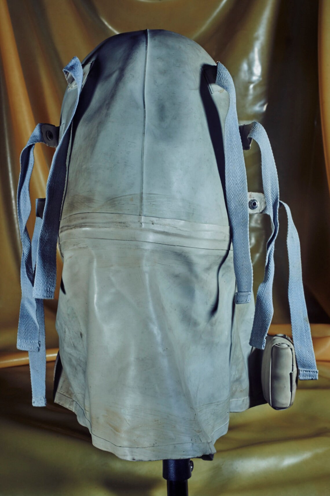 Vintage & Very Rare Soviet SR1 Gas Mask for Head Wound Cases - Etsy