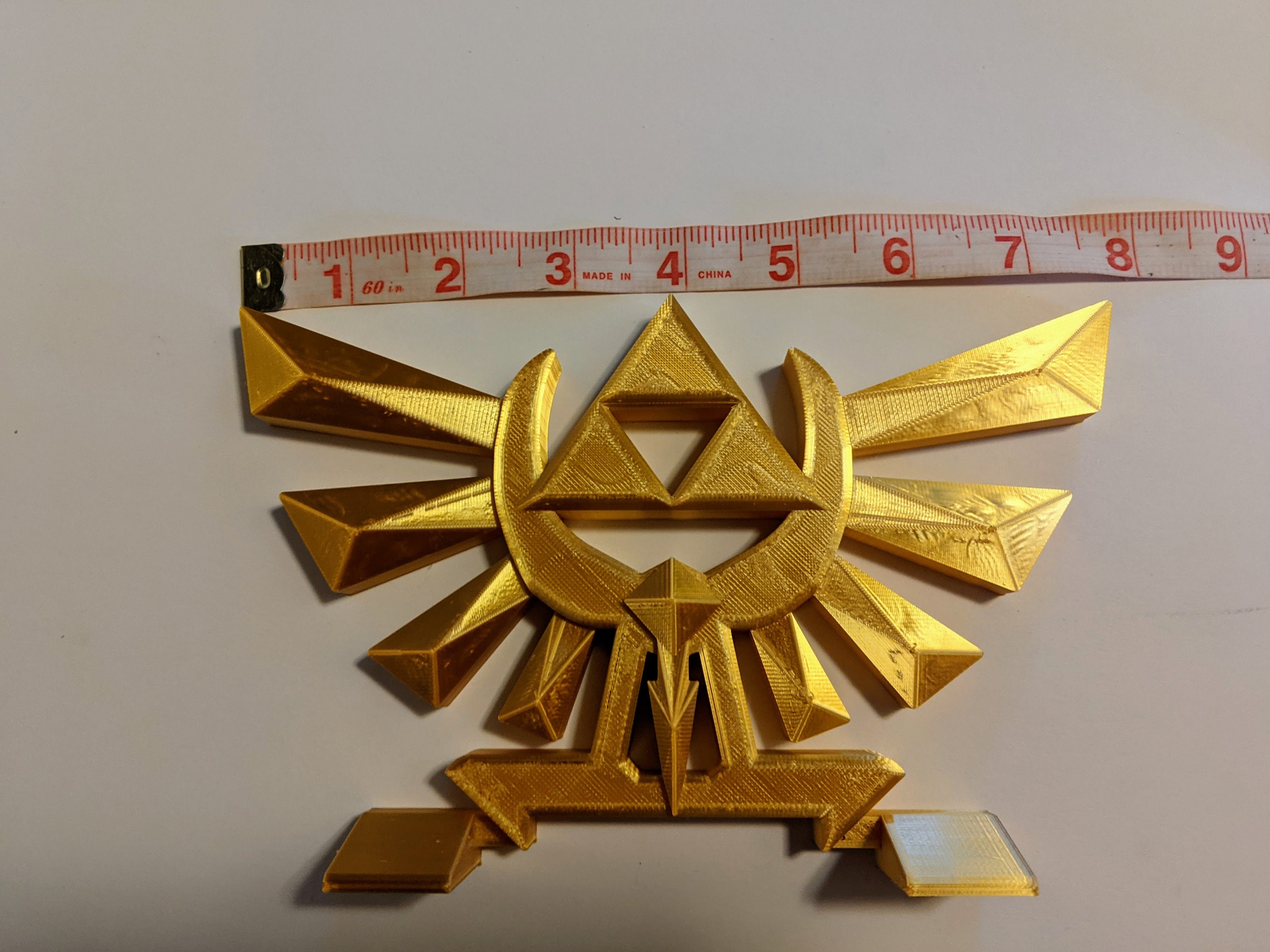 Zelda Hyrule's Crest Stand Cake Topper - Perfect for Gaming Enthusiasts ...
