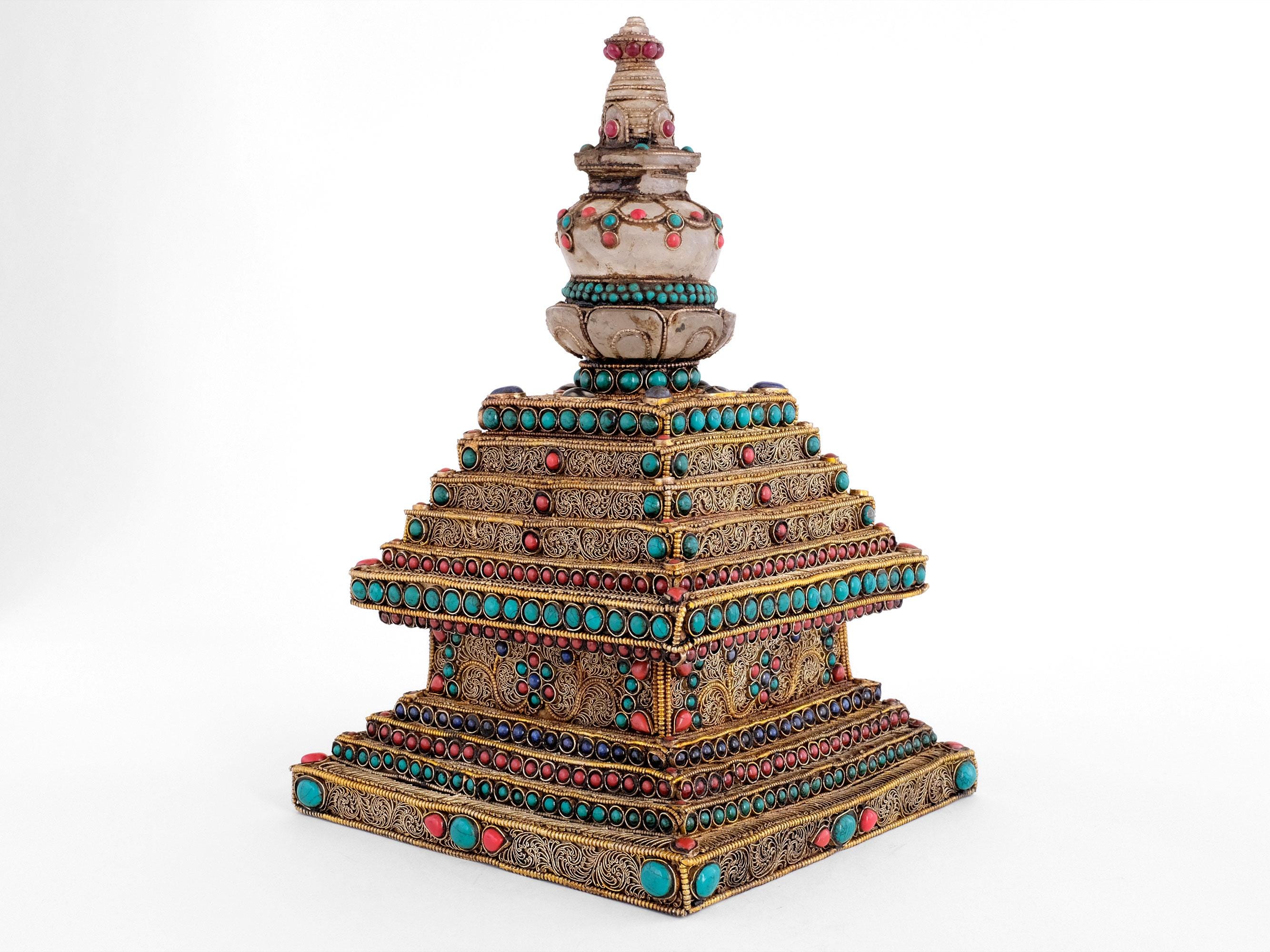 Stupa, Chorten, Symbol of the Buddhist Universe. Crystal Chaitya and ...