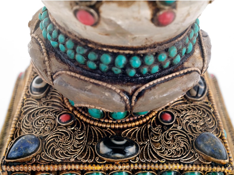 Stupa, Chorten, Symbol of the Buddhist Universe. Crystal Chaitya and ...