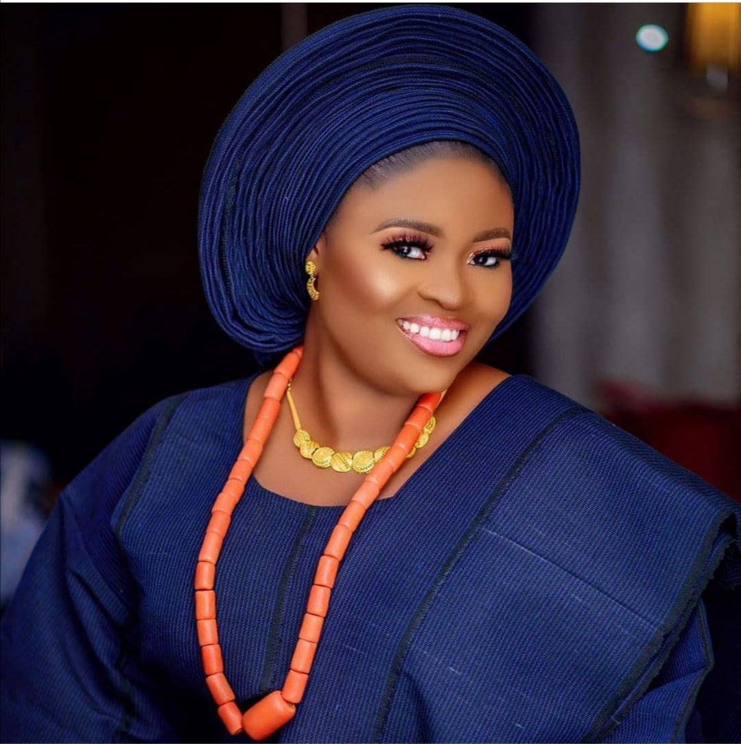 African (nigerian) Ladies Complete Set of Etu Aso Oke. Iro and Buba ...