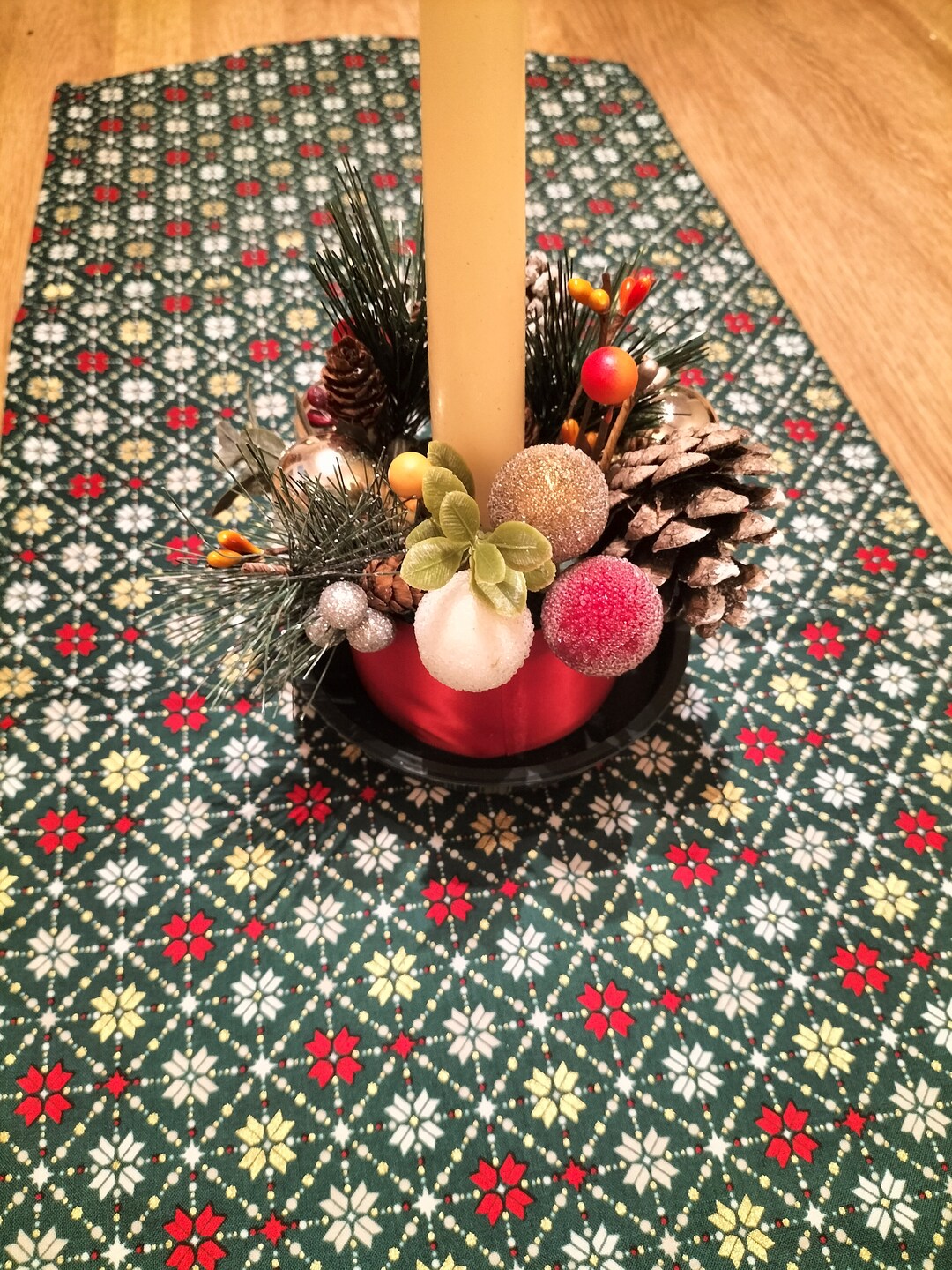 Christmas Table Runner/ Christmas Dining/ Festive Table Runners/ Table ...