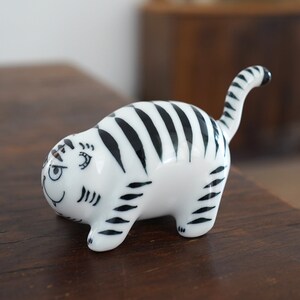 Blue and White Tiger Figurine, Ceramic Tiger, Christmas Gift, Ceramic ...