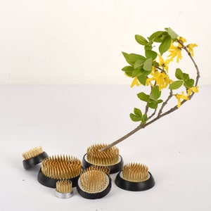 Metal Kenzan|japanese Ikebana|flower Frog|flower Arrangement|flower Pin ...