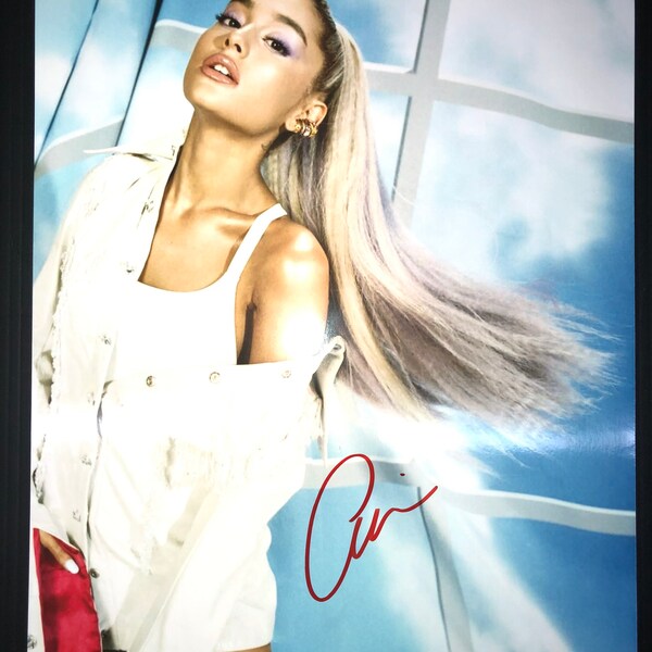 Ariana Grande Autograph - Etsy