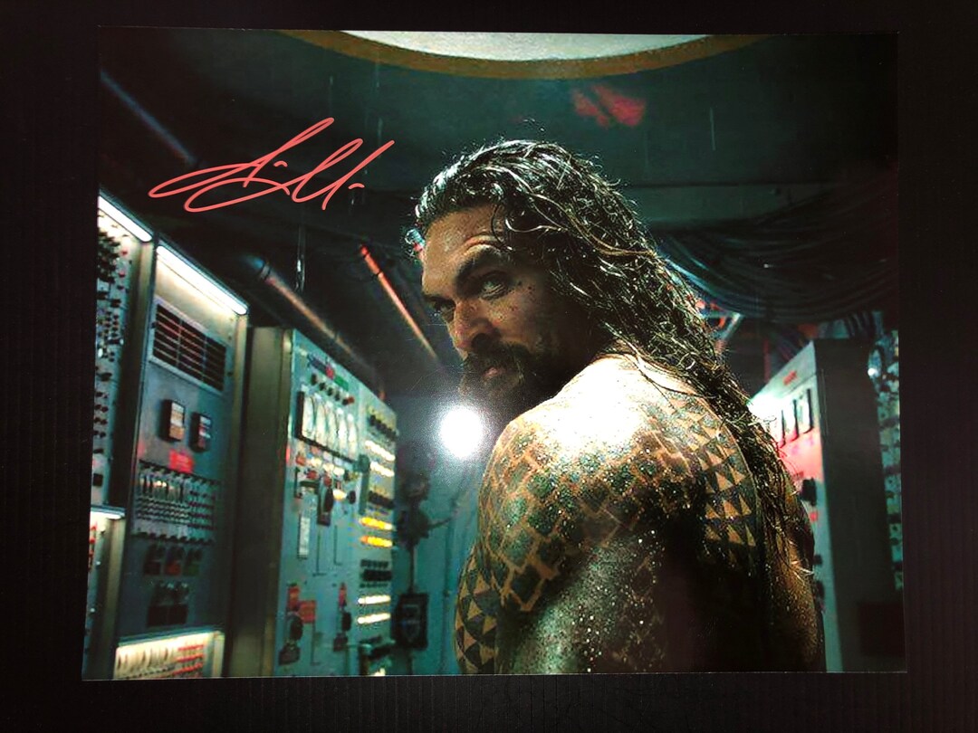AQUAMAN Jason Momoa Hand Signed Autograph 8x10 Photo With COA - Etsy