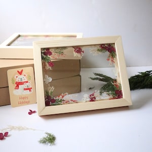 Custom Pressed Flower Photo Frame: Wooden Autumn Florals (9x7 Inches ...