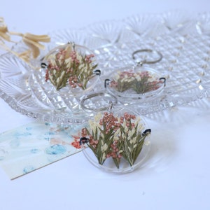 Keychain, Floral Keychain, Dried Flower Keychain, Gift for Her, Pressed ...