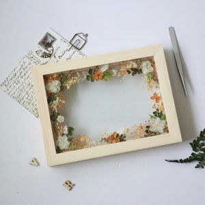 Custom Pressed Flower Photo Frame: Wooden Autumn Florals (9x7 Inches ...