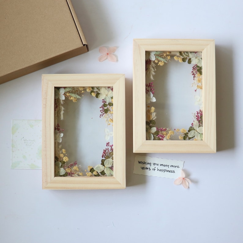 Custom Pressed Flower Wood Photo Frame – Personalized Botanical Art ...
