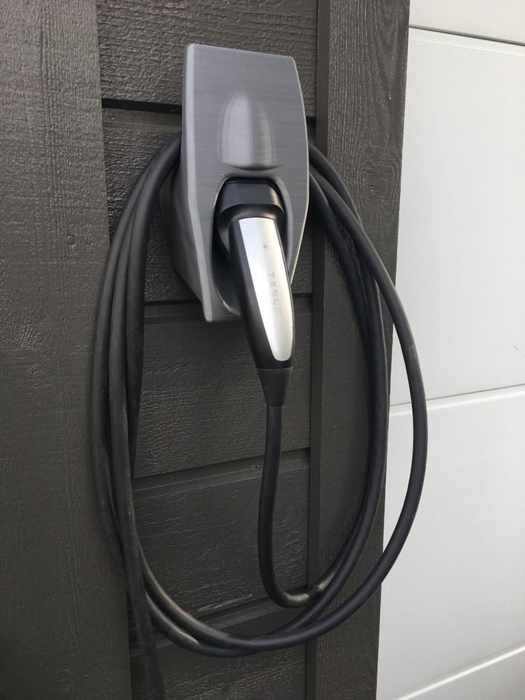 Tesla Docking Station for Type 2 Charging Connector - Practical and ...