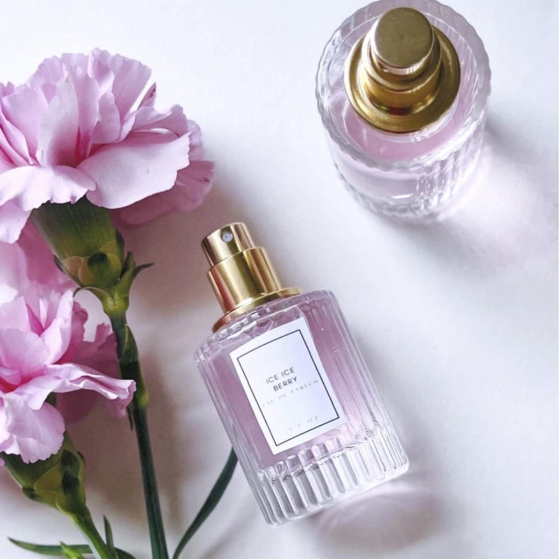 Perfume fresa - Etsy México