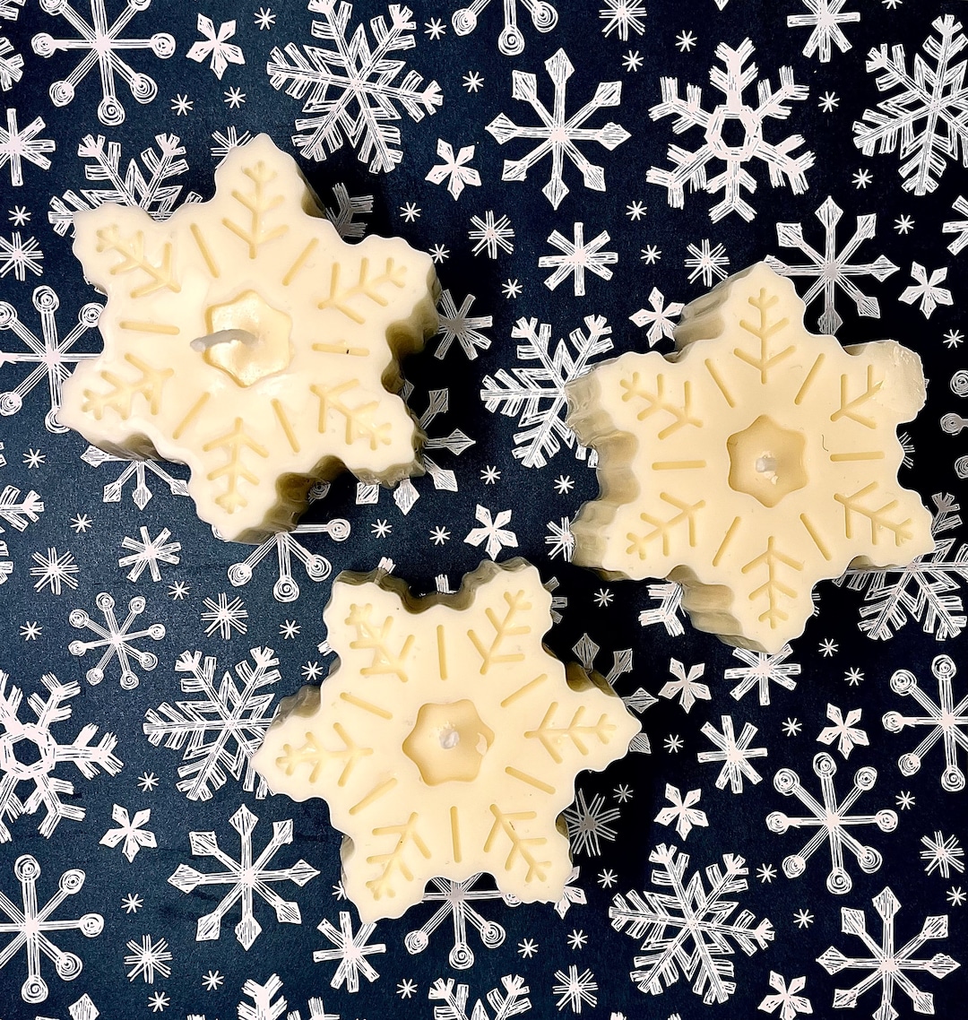 Snowflake Pillar Candle Scented Candle Soy Wax Candle White and Silver ...
