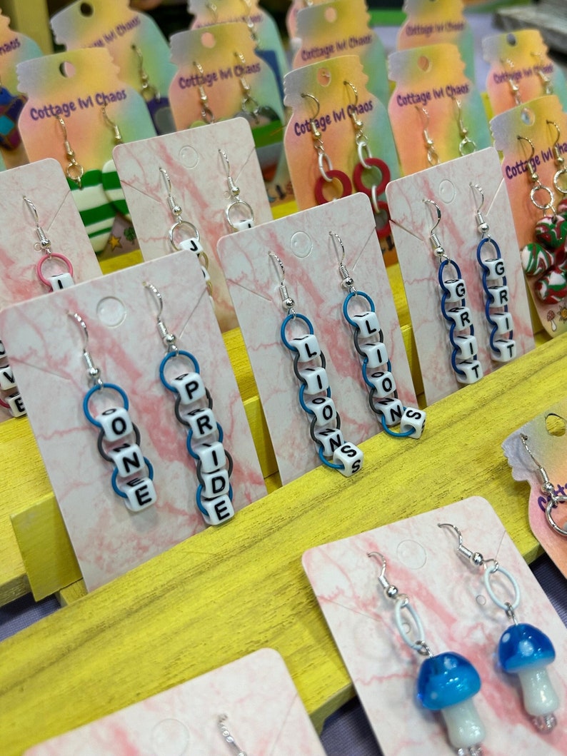 Custom Word Chain Earrings - Etsy