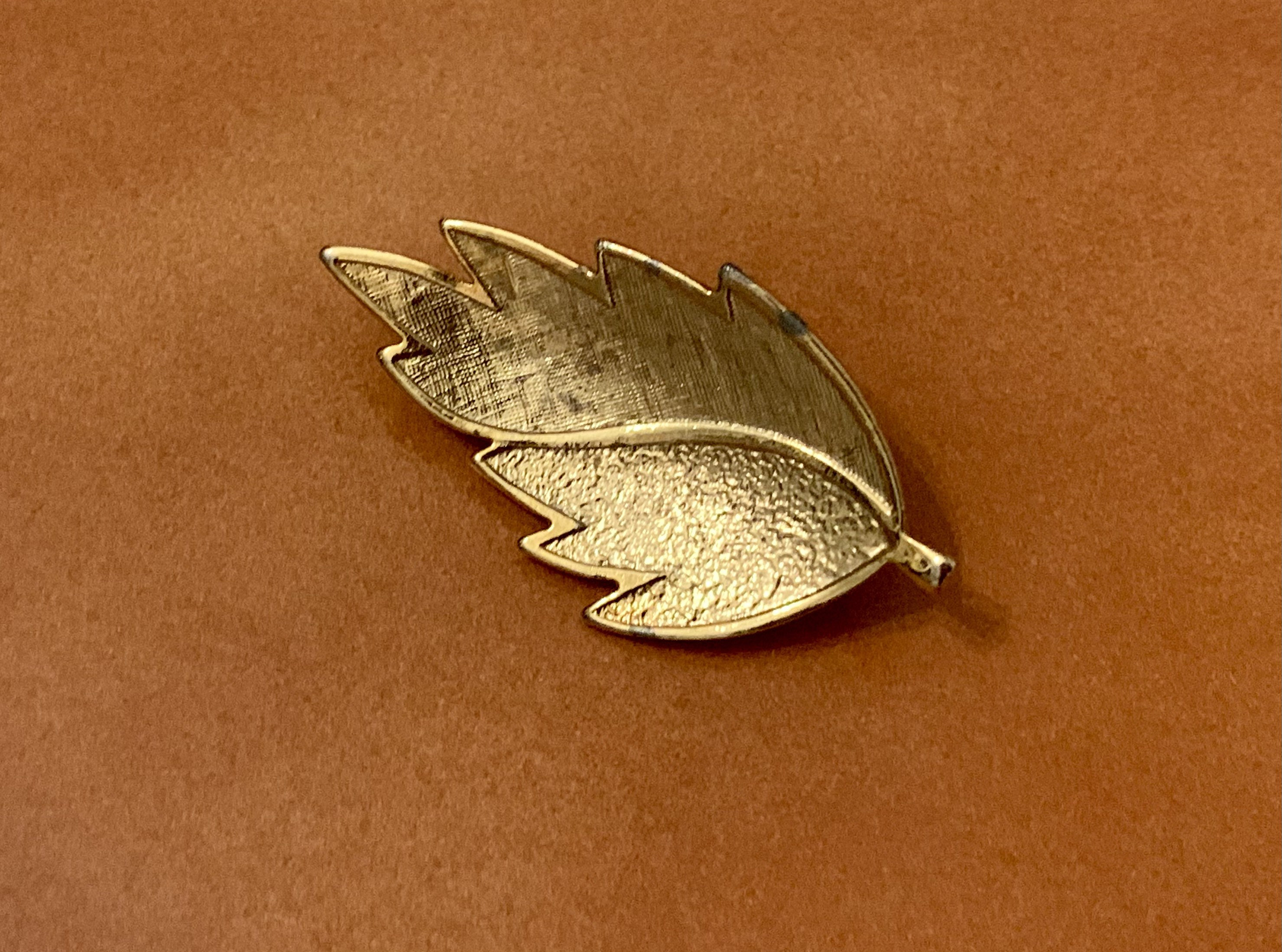 Lot of 5 Vintage Pins | Etsy