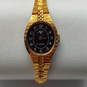 Women's Vintage Watch Luch Soviet Wrist Watch Wristwatch Luch Gilding ...