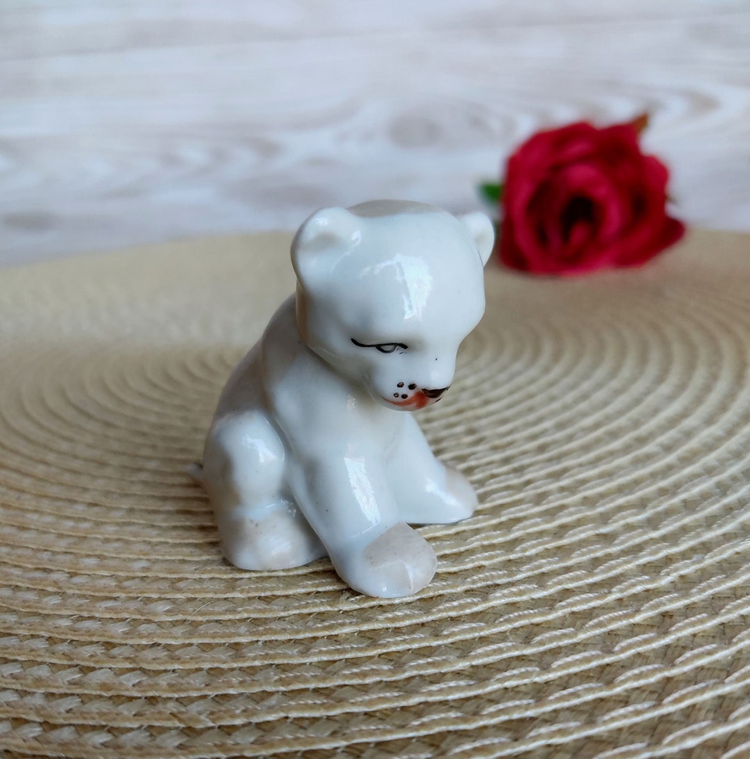 Little Porcelain Lion Cub Little Lion Figurine Porcelain ZHK Figures of ...