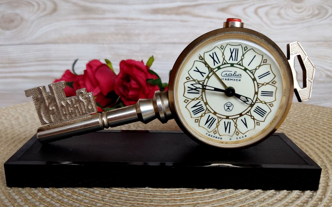 Vintage table clock Slava. Clock Key. Table clock with alarm. | Etsy
