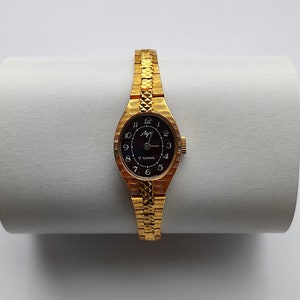 Women's Vintage Watch Luch Soviet Wrist Watch Wristwatch Luch Gilding ...