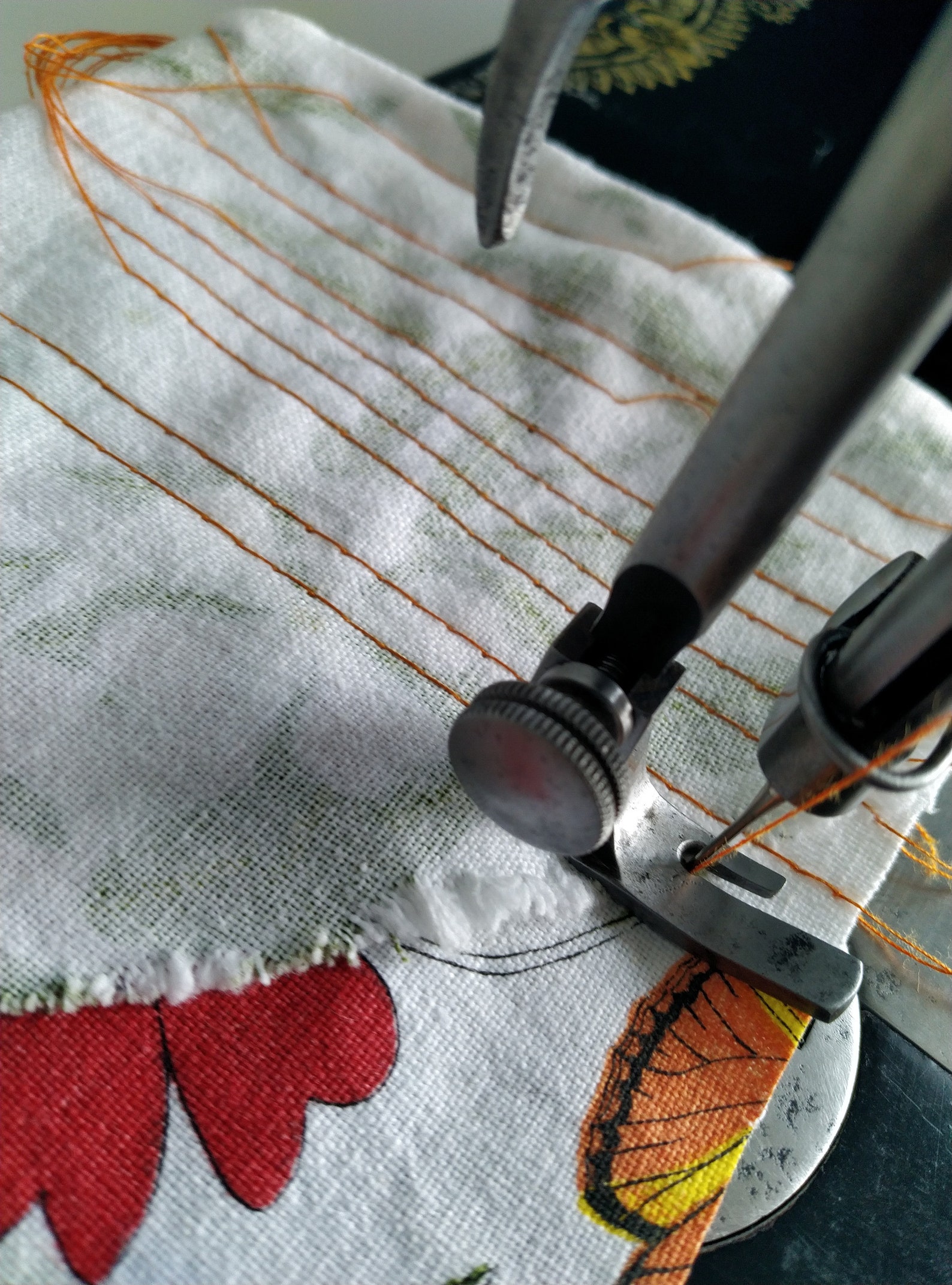 Vintage Singer Sewing Machine, Made in 1907, Antique, Hand Cranked, for ...