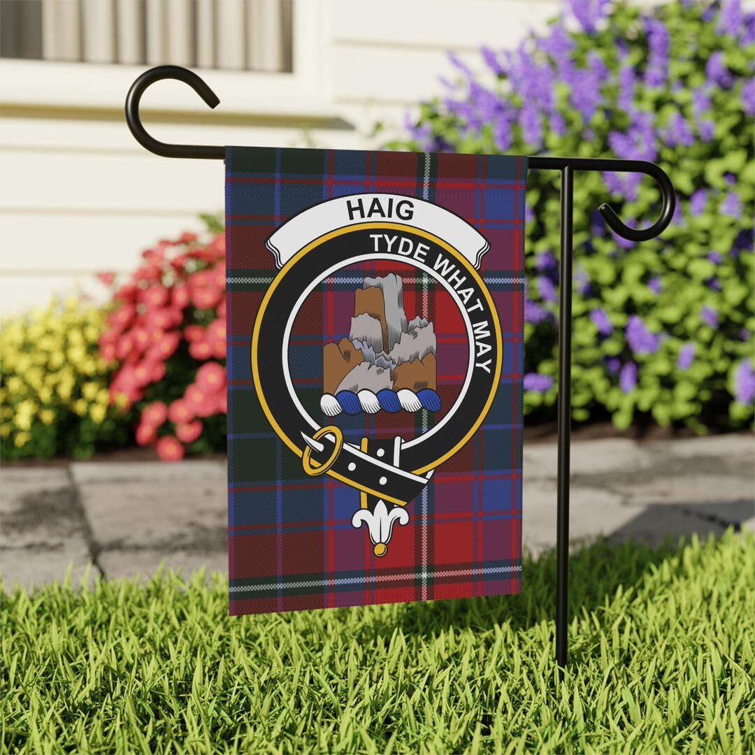 Haig Clan Crest on Tartan Background, Scottish Clan Haig Banner Flag ...