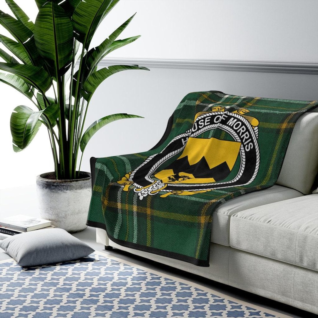 House of Morris Crest Irish Tartan Blanket, Ancestral Family Crest ...