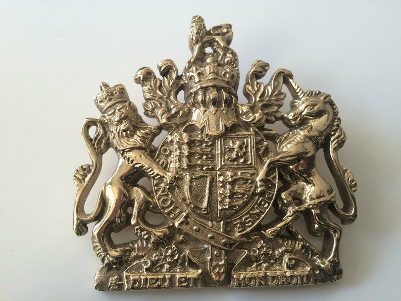 Royal Coat of Arms Queens Memorial Brass Sign Plaque Royal - Etsy