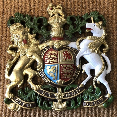 Stone Royal Crest - Etsy