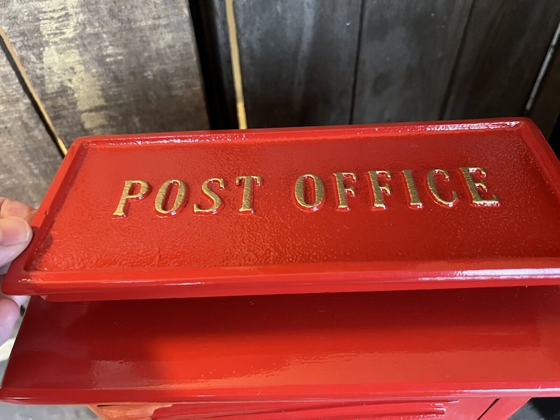 Royal Mail Wall ER Postbox Letter Box Queen Elizabeth Tribute Post Box ...