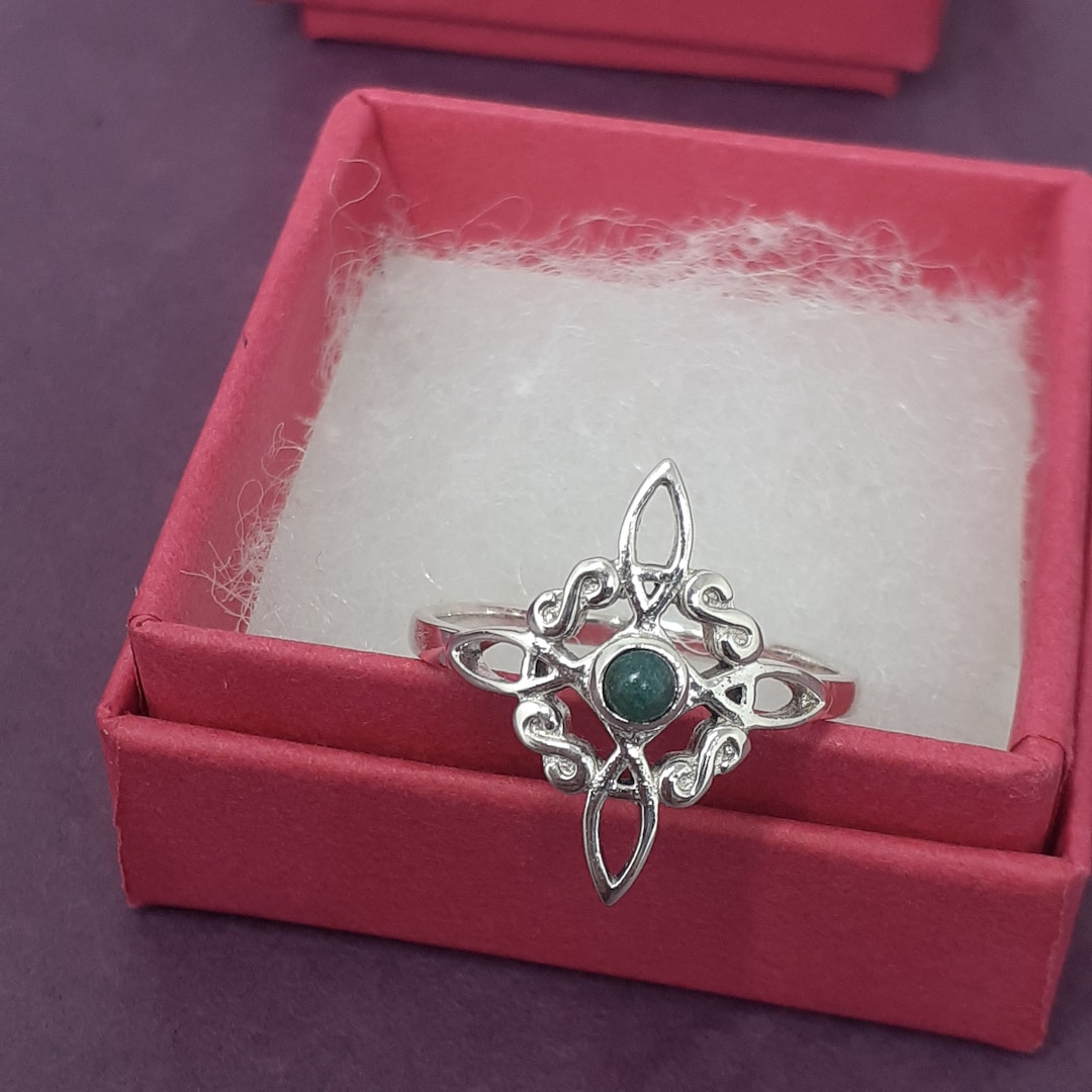 Sterling Silver Witches Knot Ring: Green Aventurine, Goddess Collection ...