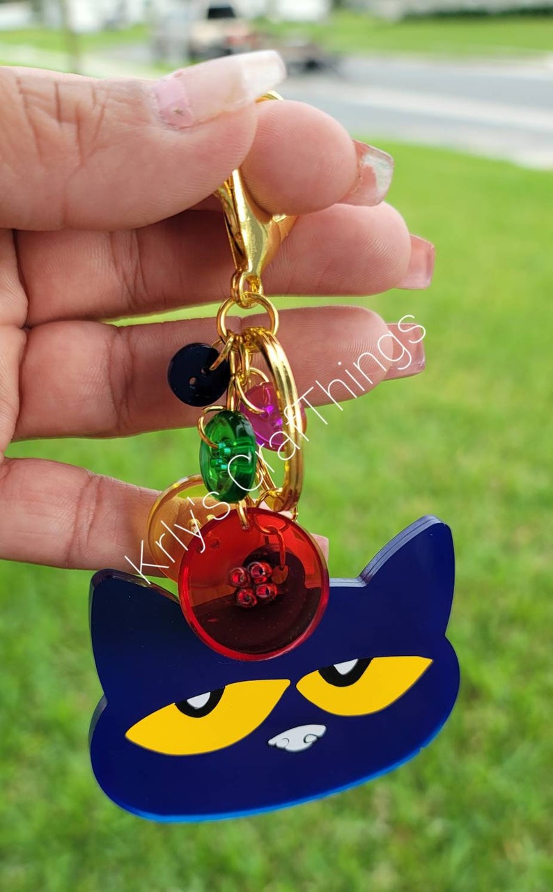 Pete the Cat Keychain - Etsy