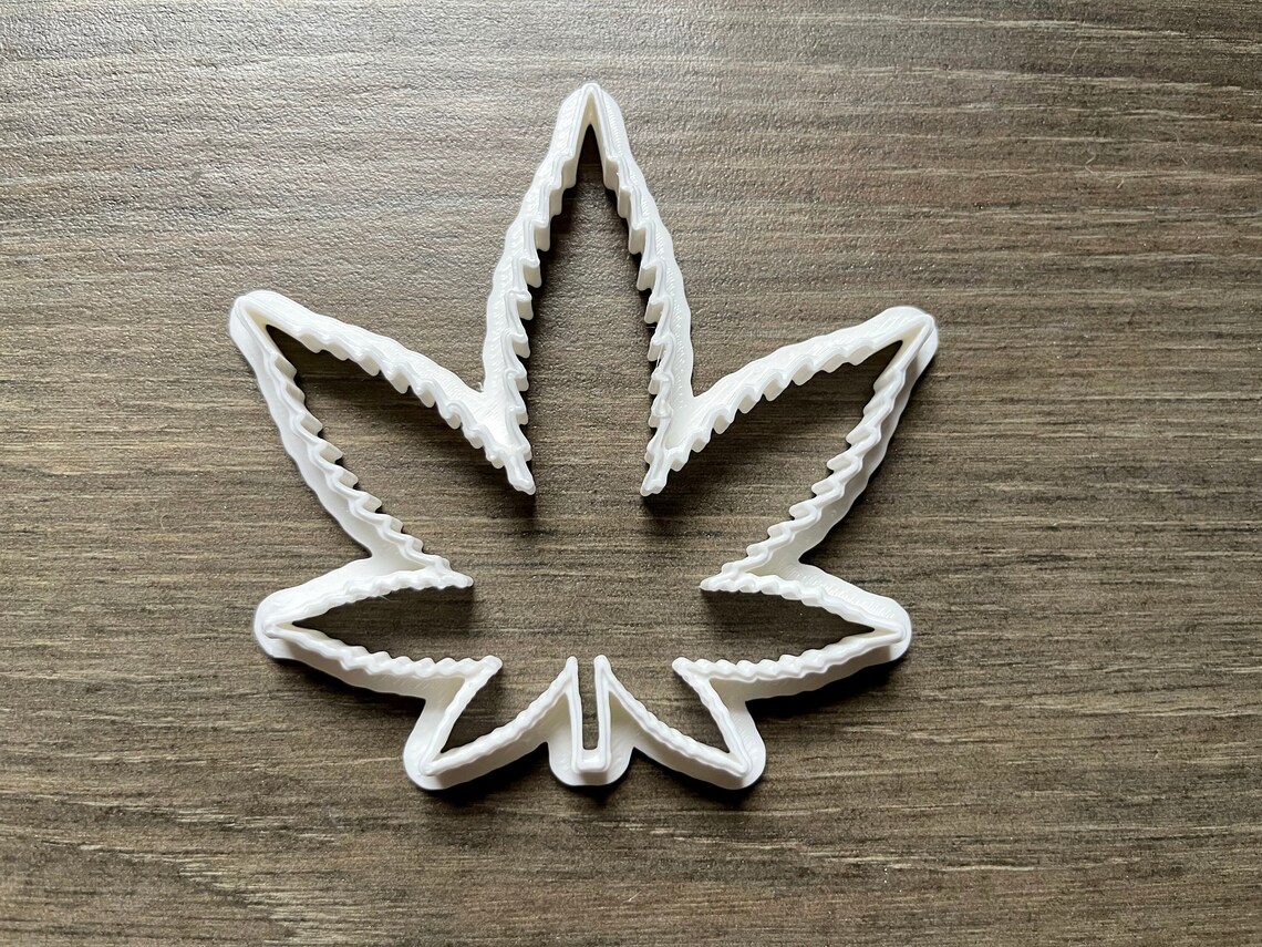 Marijuana Leaf Cookie Cutter - Etsy