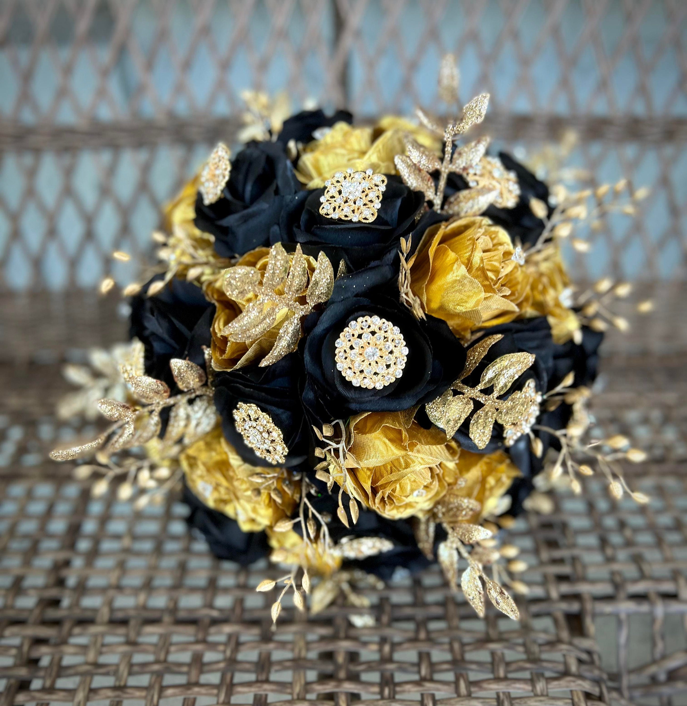 Glam Gold Black Bridal Bouquet Bling Gold Glitter Quinceanera - Etsy