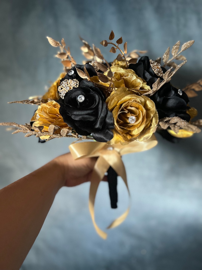 Glam Gold & Black Rose Bouquet: Glitter Wedding Bouquet With Jewelry - Etsy